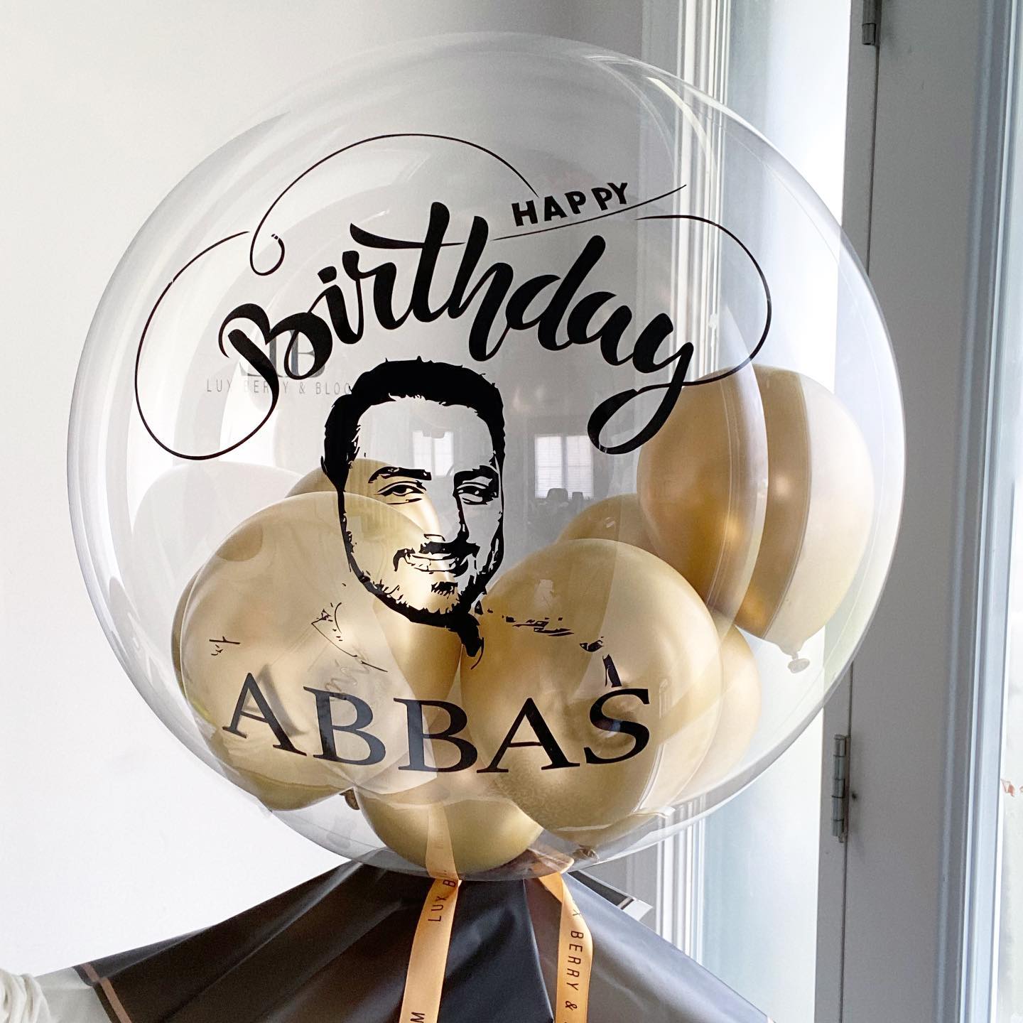 Portrait in a Bubble-Gold – Lux Berry & Bloom