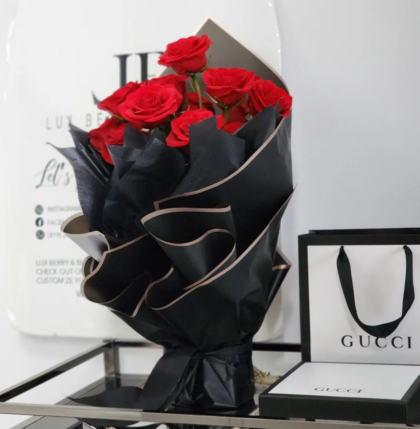 Fresh Dozen - Long Stem – Lux Berry & Bloom