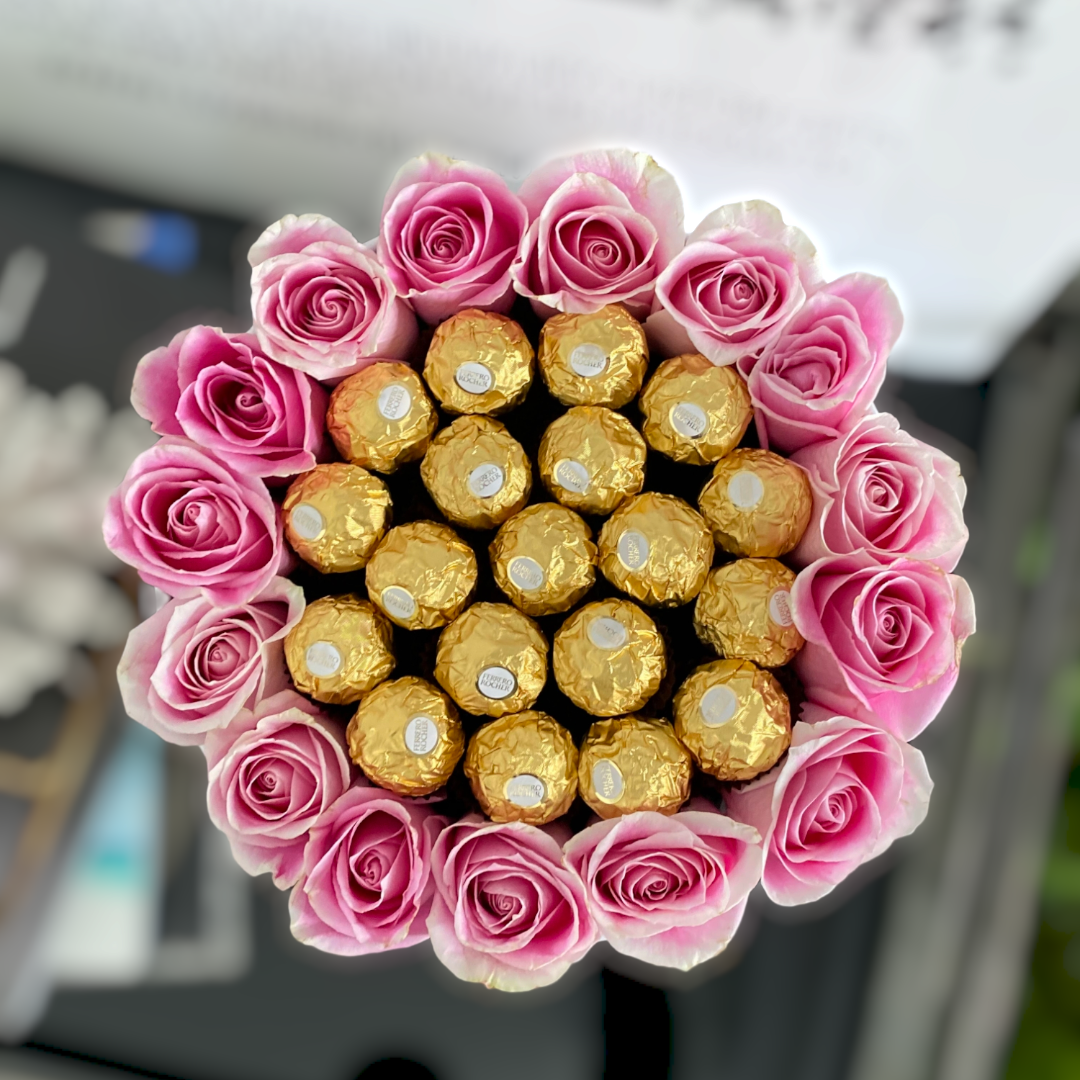 Ferrero love in Pink – Lux Berry & Bloom